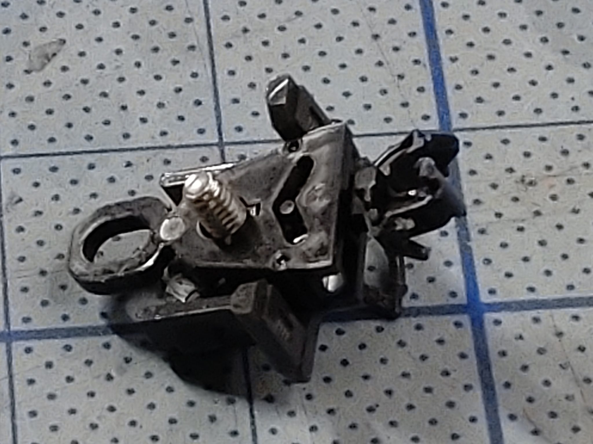 KATO 24系 北斗星のKATOカプラーをIMONカプラーに交換する » シブケンブログ